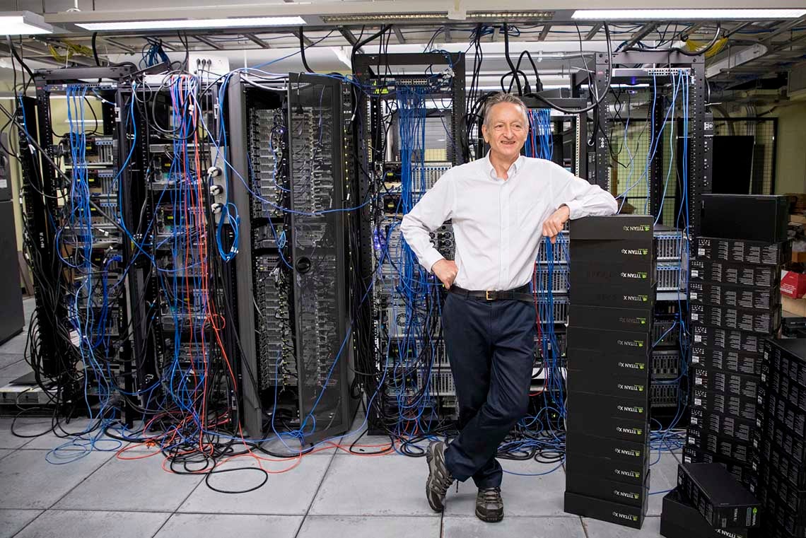 Geoffrey Hinton | University of Toronto Geoffrey Hinton | University of Toronto